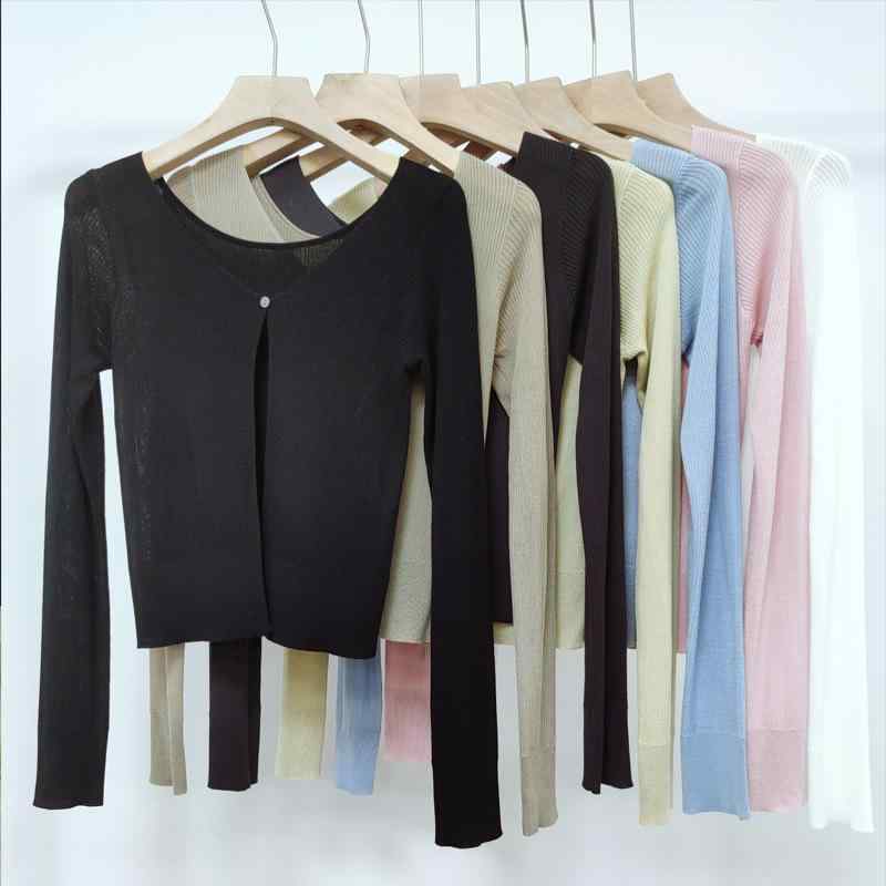 [ "・生地: 天糸", "・主な生地の組成: 天糸（リヨセル）", "・柄: 無地", "・厚さ: 薄手", "・組み合わせ形式: シングル&quo...