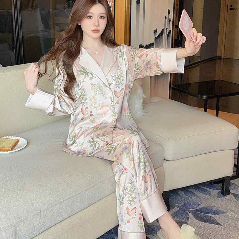 ・カテゴリ: セットアップ・素材: ポリエステル・厚さ: 薄手・ネックライン: 襟付き・袖丈: 長袖・パンツ丈: ロング・機能: リラックス, 通気性, 睡眠, ホームウェア, 快適・対象: 若年層の女性・適用場所: 屋外, 自宅, ホテル...