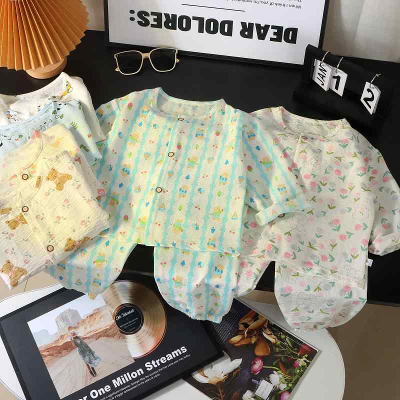 ・カテゴリ: 子供用ルームウェア・対象: 女児・生地: 化繊・色: チューリップ, テディベア, バルーンベア, コパンダ, 小さなモンスター, ストライプベア・対象年齢: 3～8歳・スタイル: カジュアル・主な生地の組成: ポリエステル繊...