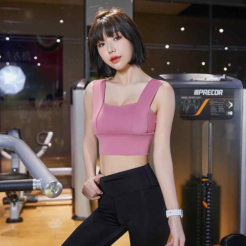 ・カテゴリ: セットアップ・機能: 高弾性・対象: 女性・柄: 無地・誤差範囲: 1〜2cm・シーズン: 春、夏、秋・生地: 化学繊維混紡・生地の組成: ポリエステル82.5%・裏地: 化学繊維混紡・裏地の組成: スパンデックス17.5%・...