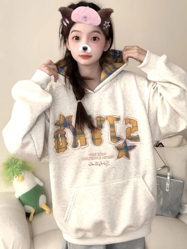 ・柄: 文字、数字、アルファベット・スタイル: プルオーバー・シルエット: ゆったり・組み合わせ: シングル・着丈: ミドル丈(65cm超80cm以下)・袖丈: 長袖・袖のタイプ: レギュラー・ネックライン: フード付き・厚さ: 厚手・デザ...