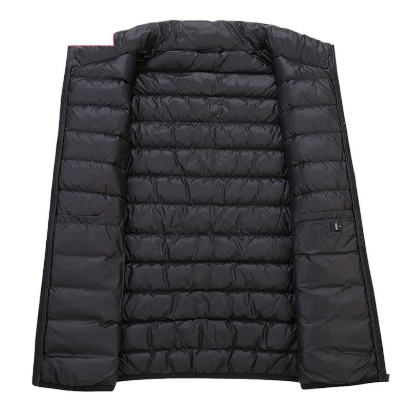 ・素材: ポリエステル・カテゴリ: 羽绒服・スタイル: 基本款、都市・着丈: 长款(80cm超、100cm以下)・詰め物: ホワイトダックダウン・ダウン含有量: 86%~90%・襟の形: スタンドカラー・フード: 有り・前立て: ジッパー・...