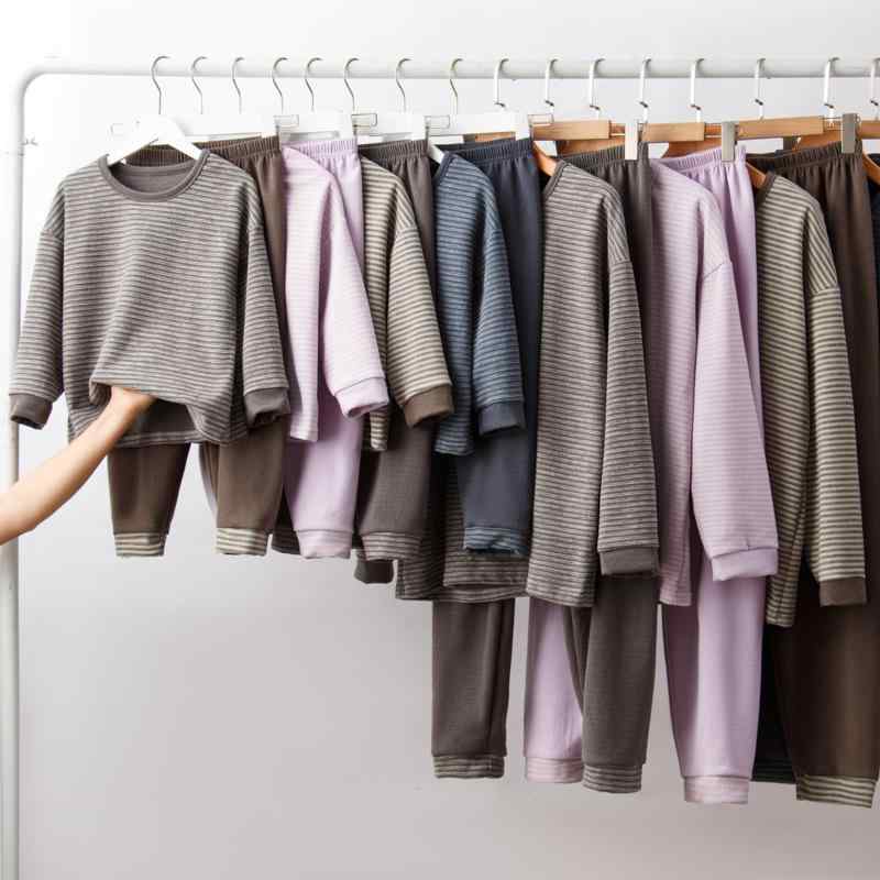 ・商品カテゴリ: 子供用インナー・対象年齢: 3～8歳 (100～140cm)・生地: 羊毛シルク・ネックライン: ラウンドネック・生地加工: 起毛、ソフト加工・厚さ: 厚手・柄: ストライプ・スタイル: スポーツ・特徴: セットアップ、ス...