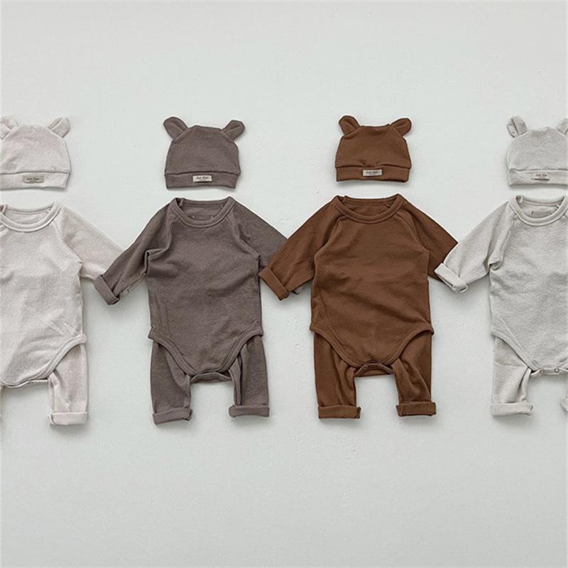 ・対象: 男女兼用・スタイル: 韓国風・セット内容: トップス、ボトムス・対象年齢: 1～3歳 (80～100cm)・シーズン: 秋・袖丈: 長袖・パンツ丈: 長ズボン・生地加工: 柔らか加工・厚さ: 普通・柄: 無地・素材: 綿95%・安...