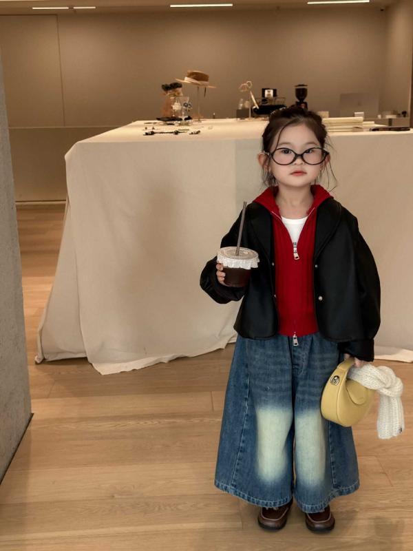 ・商品カテゴリ: 子供用ジャケット/コート・対象: ガールズ・対象年齢: 3～8歳 (100～140cm)・スタイル: 韓国風・柄: 無地・厚さ: 普通・袖丈: 長袖・素材: PU混合・留め具: シングルブレスト・丈: 短め・色: PUレザ...