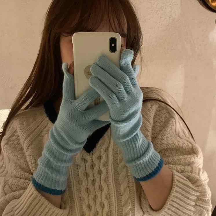・スタイル: 日韓、スイート、学院風、森ガール・カラー: スカイブルー、ワインレッド、ダークグレー、桜ピンク、ライトグレー、抹茶グリーン、オフホワイト・主な素材: その他・生地: その他・対象シーズン: 冬・種類: 指あり手袋・特徴: 合わ...