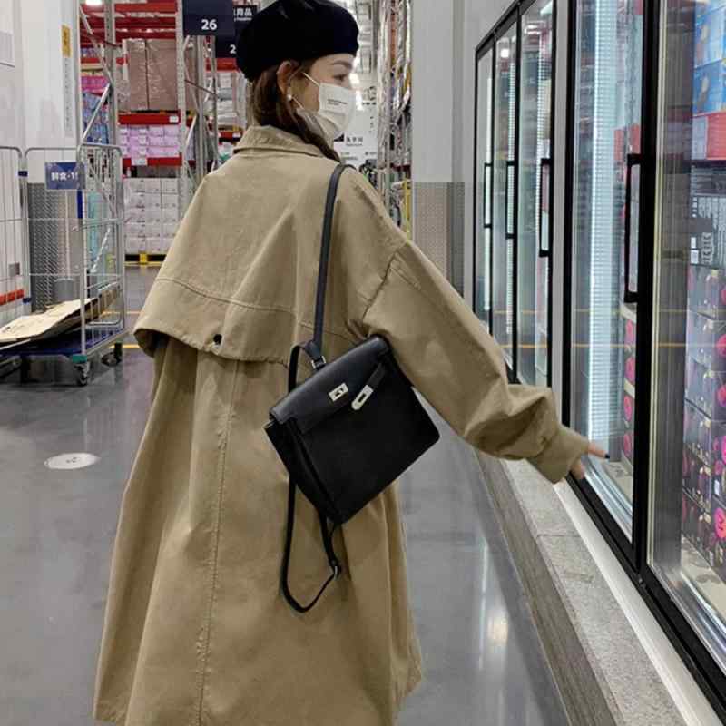 ・素材: ポリエステル90-95%、綿30%以下・柄: 無地・厚さ: 中・シルエット: ゆったり・着丈: ミディアムロング（65-80cm）・ネックライン: ポロネック・袖丈: 長袖・デザイン: ベルト、切替、ウエストマーク・カラー: カー...
