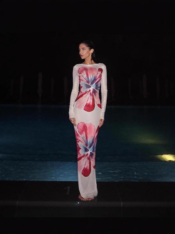 ・柄: 花柄・工芸: 印花・組合せ形式: 単品・スカート丈: ロング・スカート型: タイト・ネックライン: オフショルダー・袖丈: 長袖・袖型: レギュラー・ウエスト: ハイウエスト・流行要素: シースルー・素材: ポリエステル、スパンデッ...