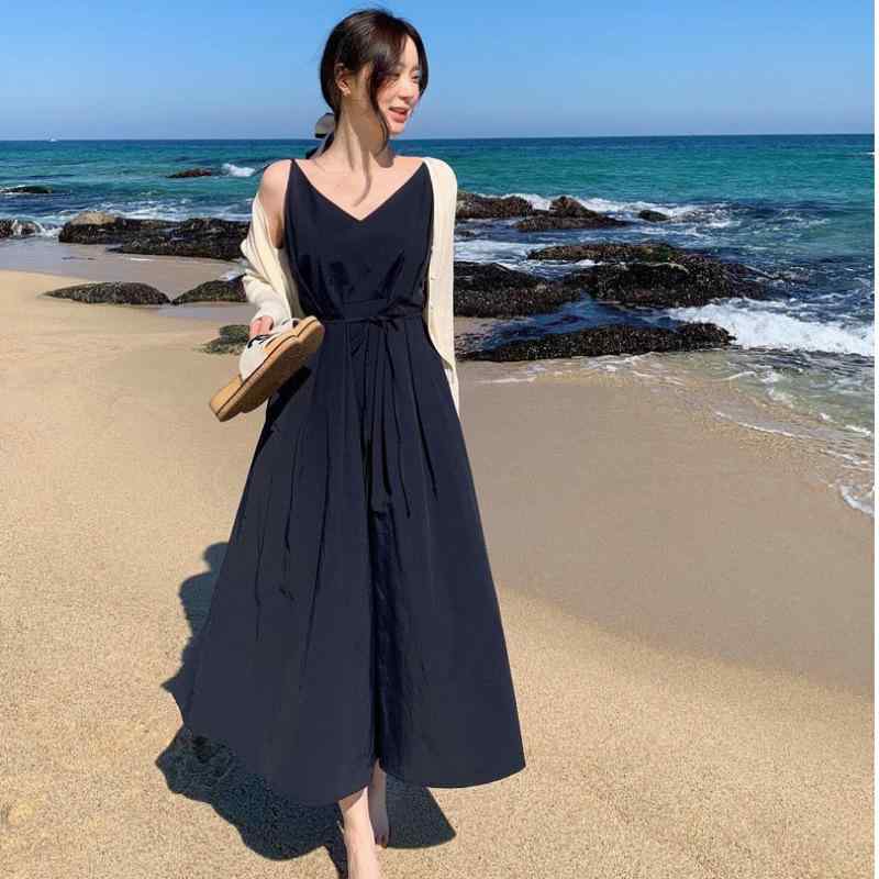 ・素材: ポリエステル・柄: 無地・スタイル: ストリート・スカート丈: ロング・スカート型: 傘・ネックライン: Vネック・袖丈: ノースリーブ・ウエスト: ミドルウエスト・カラー: 紺、杏色・サイズ: M、L、XL、2XL、3XL・流行...