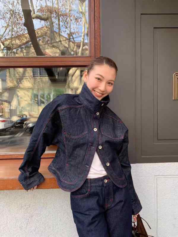 ・袖丈: 長袖・ネックライン: スタンドカラー・素材: 綿・柄: 無地・スタイル: 通勤・性別: 女性・サイズ: S, M, L・色: 原牛/弯刀袖ジャケット・素材構成: 綿95%以上・袖のタイプ: 繋がった袖・前立て: シングルブレスト