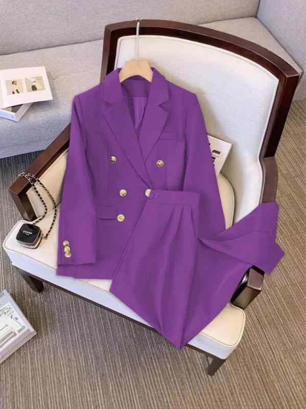 ・柄: 無地・シルエット: ウエストシェイプ・着丈: ミドル丈(50cm超 65cm以下)・ネックライン: スーツカラー・袖丈: 長袖・袖タイプ: レギュラー袖・素材: ポリエステル・カラー: 玉蘭色, コーヒー色, ダークパープル, レッ...