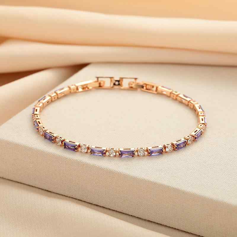 ・素材: 真鍮・加工方法: ジルコニア象嵌・対象: 女性・デザイン: 幾何学形・商品番号: HB399・カラー: HB399 紫ダイヤ水晶ブレスレット【シャンパンゴールド】, HB399 紫ダイヤ水晶ブレスレット【プラチナ】, HB399 ...