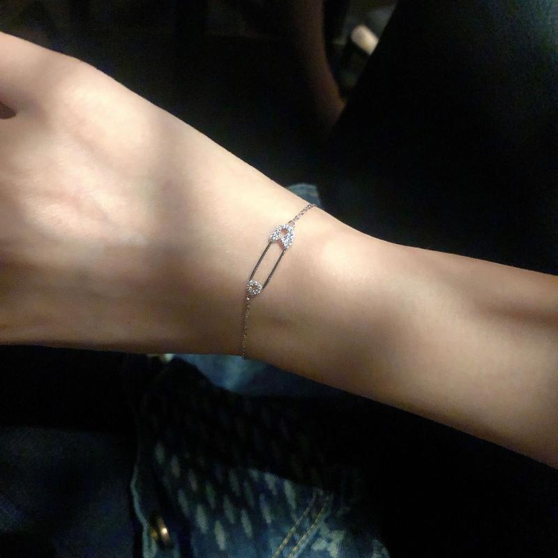 ・素材: 銅・処理方法: 電気メッキ・スタイル: 女性用・デザイン: 幾何学型・商品番号: SL00143・カラー: ピンブレスレット・流行の要素: なし・スタイル: INSスタイル・スタイルの分類: 個性的なトレンド・製品カテゴリ: ブレ...