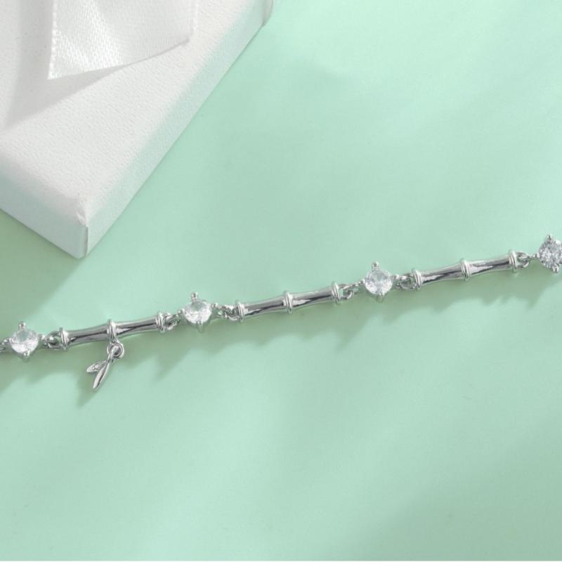 ・素材: 銅・処理: 電気メッキ・スタイル: レディース・デザイン: 花、葉・カラー: S619・モチーフ: リーフ、花柄・カテゴリー: アクセサリー・対象: 女性・テイスト: ミニマル、通勤