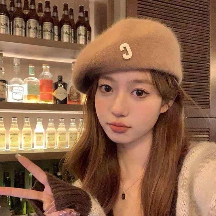 ・項目名: カテゴリ・値: ベレー帽・項目名: スタイル・値: スイート、学院風、韓国風・項目名: 帽子のトップ・値: ドーム型・項目名: つば・値: なし・値: キャラメル・値: 調節可能 (56-59cm)・項目名: 機能・値: 通気性...