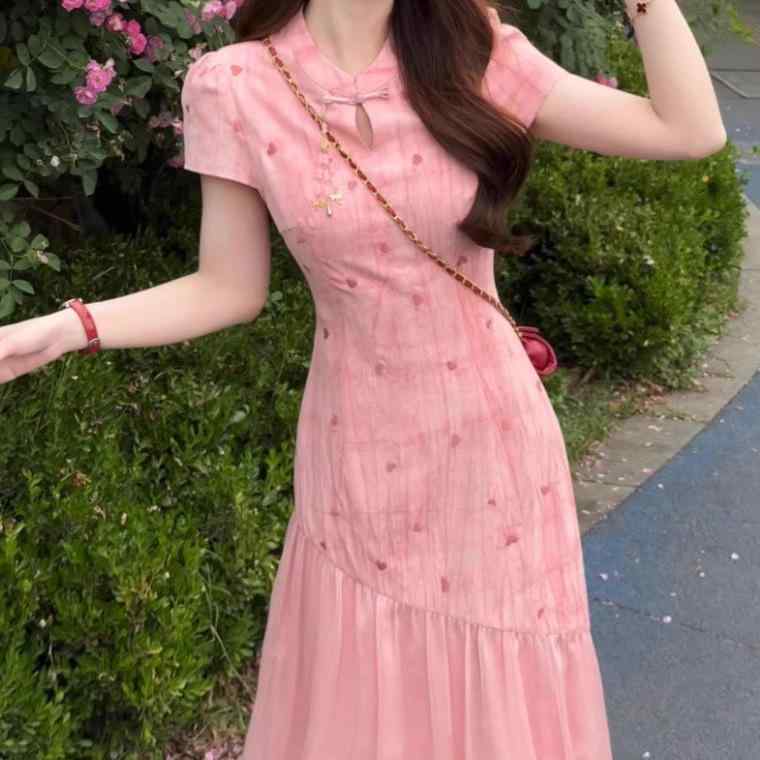 ・カテゴリ: ワンピース・スタイル: スイート、ガーリー・柄: ハート刺繍・ネックライン: Vネック・袖丈: 半袖・素材: 綿、ポリエステル・着丈: ロング丈・シルエット: Aライン・ウエスト: ハイウエスト・カラー: 画像色・サイズ: S...