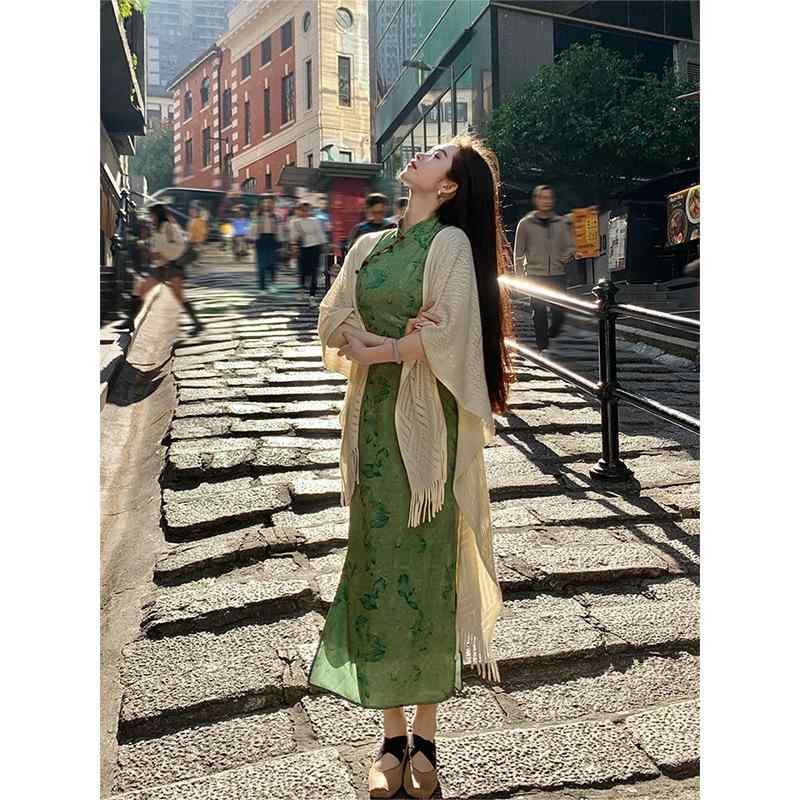 ・素材: ポリエステル・スタイル: チャイナドレス風ワンピース・ スカート丈: ロング丈・スカートタイプ: チャイナドレス風スカート・袖丈: 半袖