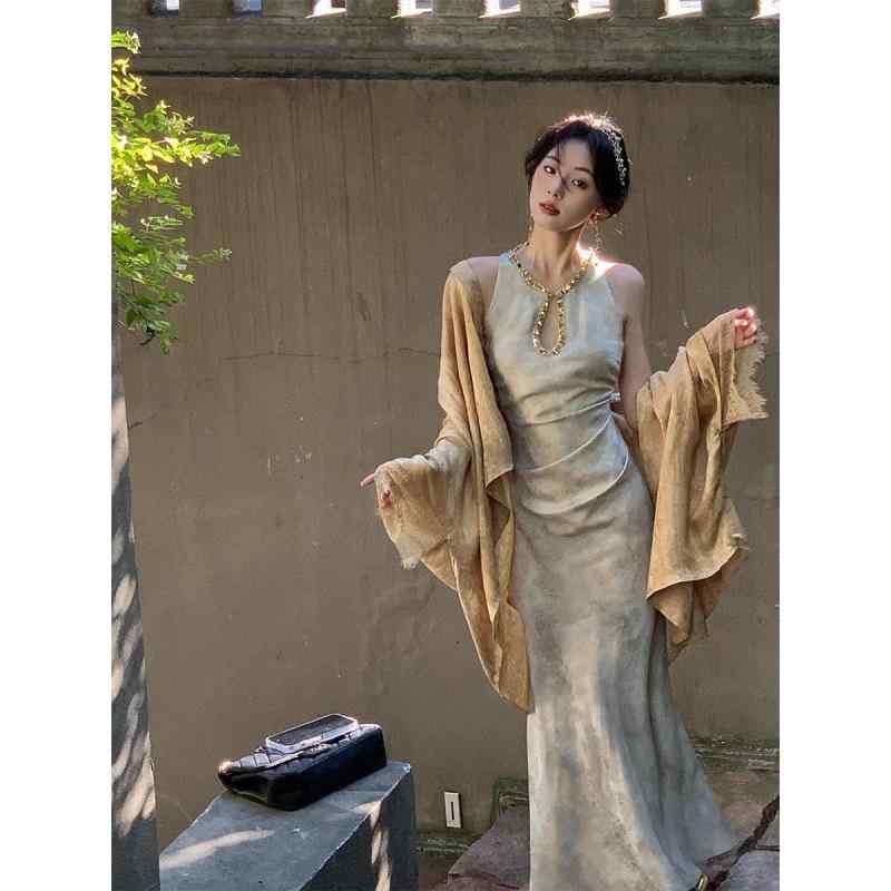 ・素材: ポリエステル・スカート丈: ロング・ネックライン: ハイネック・袖丈: ノースリーブ・カラー: グリーン、米白色披肩・サイズ: S、M、L、XL、2XL・スタイル: ストリート・スカートの種類: ワンピース・主な素材の含有量: 9...