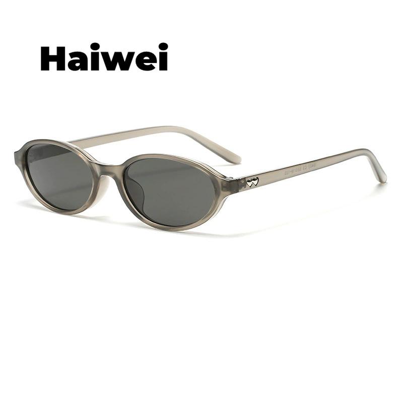 ・フレームタイプ: フルリム・UVカット: UV400・カラー: ブラック、グレー、オレンジ、ブルー、ベージュ・レンズ素材: PC・フレーム素材: PC・眼鏡の形状: 楕円・可視光線透過率: 2類