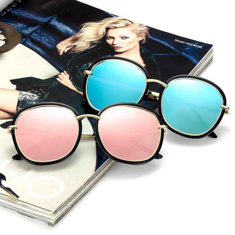 ・レンズカラー: ブラック・フレームカラー: ブラック・透過率分類: クラス3・UVカット: UV400・眼鏡構造: フルリム・適用シーン: 日焼け防止、釣り、旅行、アウトドアスポーツ、サイクリング、おしゃれ、運転、舞台、パーティー・流行要...