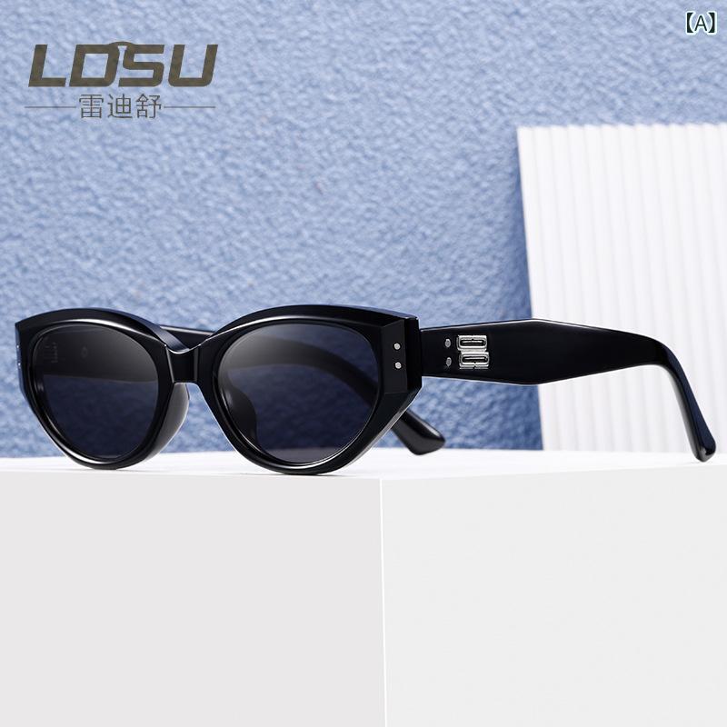 ・フレームタイプ: フルリム・UVカット: UV400・カラー: ブラック、グレー、ホワイト、ブラウン、ベージュ・フレーム素材: TR90・レンズ素材: ナイロン・眼鏡スタイル: 楕円・可視光線透過率: 3類/サングラス