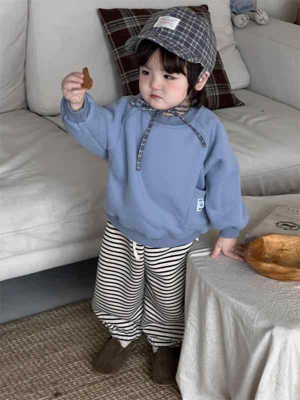 ・カテゴリ: 子供用セットアップ・スタイル: 韓国風・対象: 男女兼用・セット内容: トップス、ボトムス・袖丈: 長袖・パンツ丈: 長ズボン・生地加工: 柔らかい・厚さ: 厚手・柄: ストライプ、無地・素材: 綿85%・安全レベル: A・留...