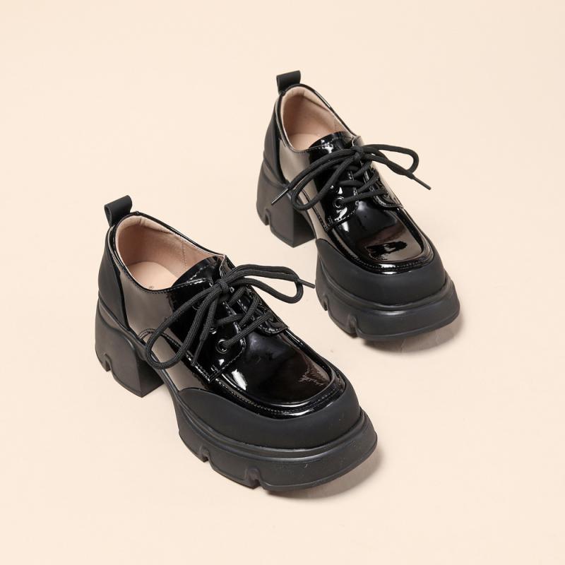 ・カラー: ベージュ、ブラック・サイズ: 35、36、37、38、39、40・人気要素: ステッチ・靴のつま先の形状: ラウンドトゥ・スタイル: スイート・アッパー素材: 牛革床革・皮革の特徴: エナメル・ヒールの高さ: ミドルヒール（3-...