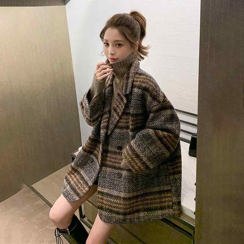 ・カテゴリ: 女式毛呢外套・スタイル: 都市風、通勤・シルエット: 修身・ネックライン: Vネック・袖丈: 長袖・袖タイプ: レギュラー袖・素材: 粗花呢・主な素材: その他・主な素材の含有量: 95%以上・加工: 拼接、ボタン、ポケット・...