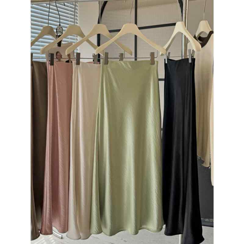 ・柄: 3D・製法: 縫い合わせ・素材: ポリエステル・スカート丈: ロング・スカート型: タイト・カラー: グレー、レッド、ブラック、アプリコット、ピンク、ゴールド、コーヒー、シャンパン、パープル・サイズ: S、M、L、XL・スタイル: ...