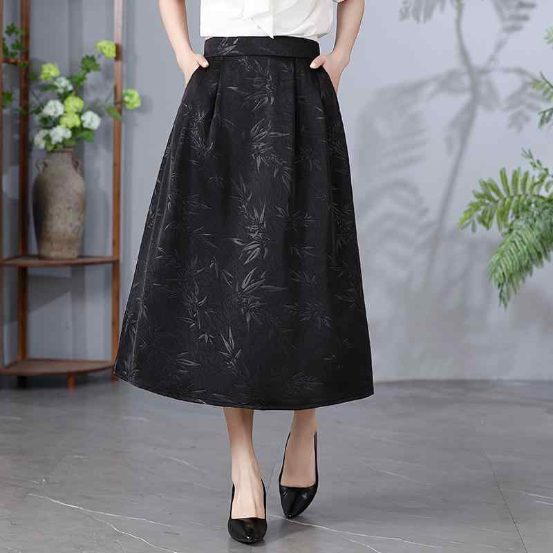 ・柄: 植物、花卉・製法: ジャカード・素材: ポリエステル・主素材: スパンデックス・主素材2: ナイロン・スカート型: Aライン・スカート丈: ミモレ丈・カラー: ブラック・サイズ: XL, 2XL, 3XL, 4XL, 5XL・スタイ...