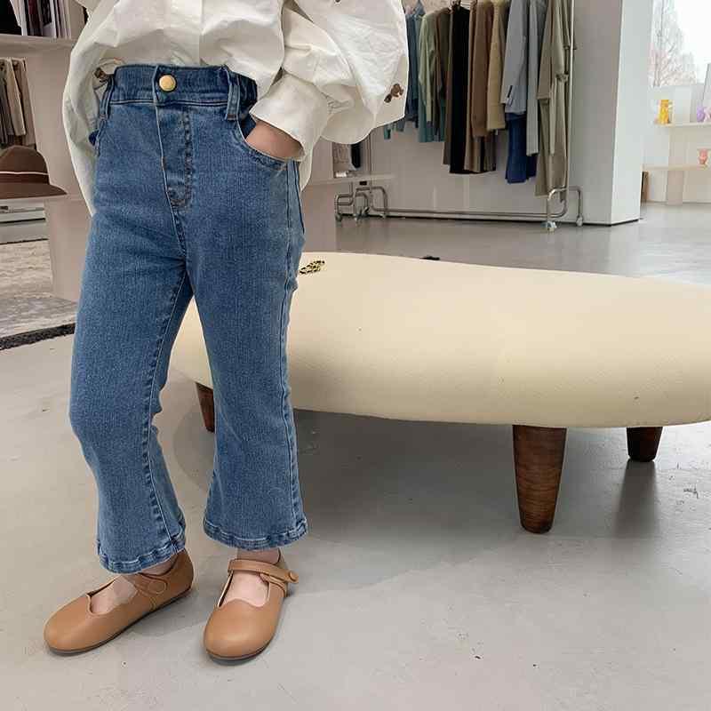 ・カテゴリ: 子供服・スタイル: 韓国風・素材: 綿・生地: 綿・対象: 女児・パンツ丈: 長ズボン・主な素材の成分: 綿78%・対象年齢: 中小キッズ(3~8歳、100~140cm)・シーズン: 春秋、秋・種類: ジーンズ・开档: 否・柄...