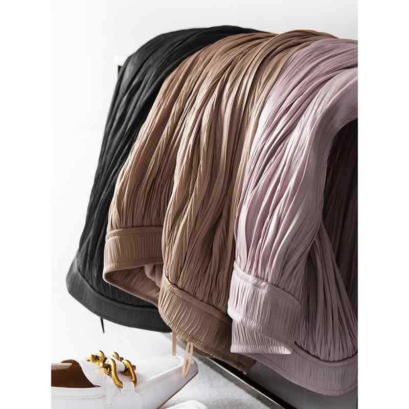 ・柄: 無地・スカートタイプ: Aライン・スカート丈: ミモレ丈・素材: ポリエステル繊維・スタイル: 通勤・カラー: ブラック、パープル、シャンパン・サイズ: S、M、L、XL・ストレッチ: なし・主な素材含有量: 30%以下