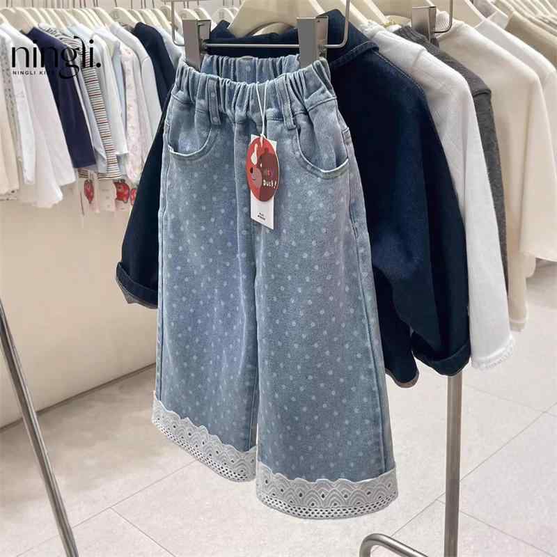 ・スタイル: 韓国版・生地: デニム・安全レベル: B類・パンツ丈: ロング・主な生地素材: 綿90%・対象: 女の子・対象年齢: 3～8歳 (100～140cm)・シーズン: 春、秋・種類: ジーンズ・前開き: なし・生地加工: 柔らか ...