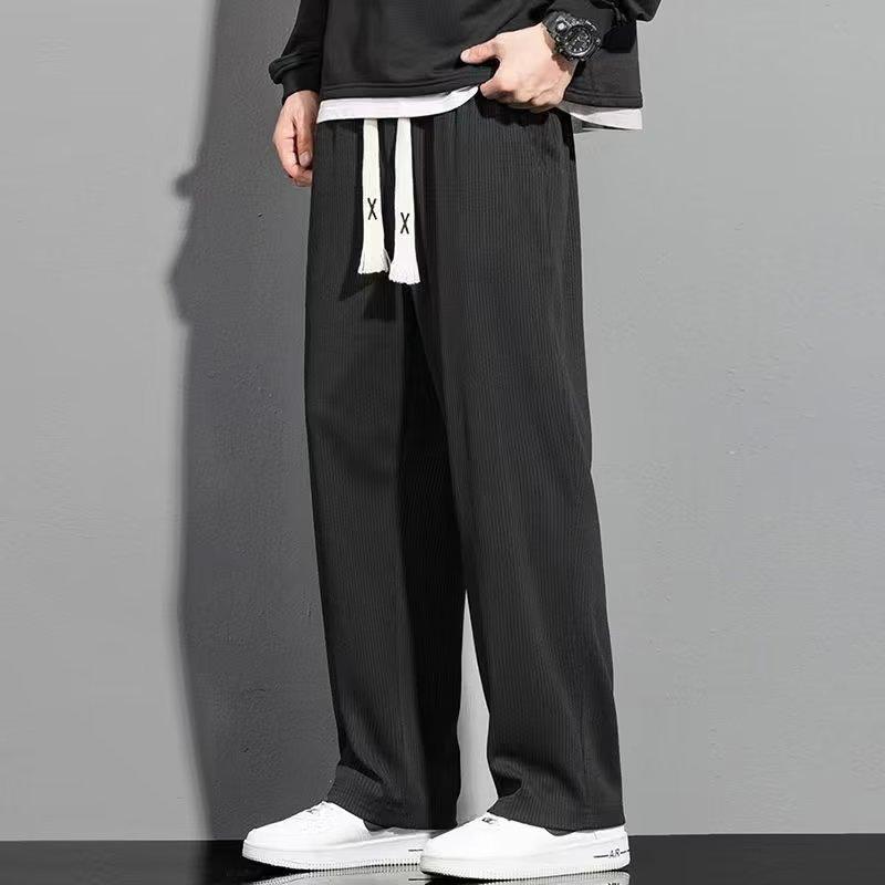 ロングパンツ メンズ カジュアルパンツ 春夏 接触 運動着 ゆったり ストレート ワイドパンツ 薄手 速乾 スポーツウェア 部屋着 普段使い・カテゴリ: スポーツカジュアルパンツ・スタイル: 韓国風・スタイル: 基本スタイル・パンツタイプ:...
