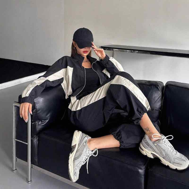 ・柄: スポーツ・パンツ丈: 長ズボン・流行の要素: ファスナー・加工: プリーツ・生地の名称: ポリエステル・主な生地の組成: ポリエステル・主な生地の組成2: ポリエステル・カラー: ブラック2点セット・サイズ: S、M、L、XL・スタ...