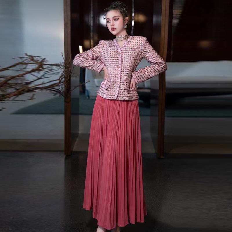 ・スカート丈: ミモレ丈・デザイン: ボタン・素材: ポリエステル・カラー: ピンク・サイズ展開: S、M、L、XL、XXL・スタイル: 通勤・袖丈: 長袖・袖タイプ: 通常袖・タイプ: スカートセット・対象: 女性・生地: ポリエステル・...