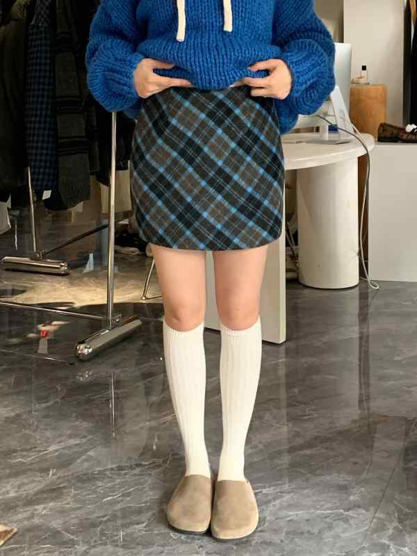 ・素材: ポリエステル・スカート型: Aライン・スカート丈: ミニ丈・色: ブルー・サイズ: S, M・スタイル: スイート・生地: ウール・伸縮性: なし