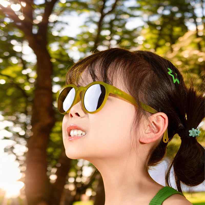 ・メガネ構造: フルリム・適用シーン: 日焼け防止、旅行、アウトドアスポーツ、ファッション、舞台演出、パーティー・フレームカラー: グリーン、スカイブルー、オレンジ、ピンク、グリーン、ブラック、パープル、レッド・スタイル: 日韓、自然、可愛...