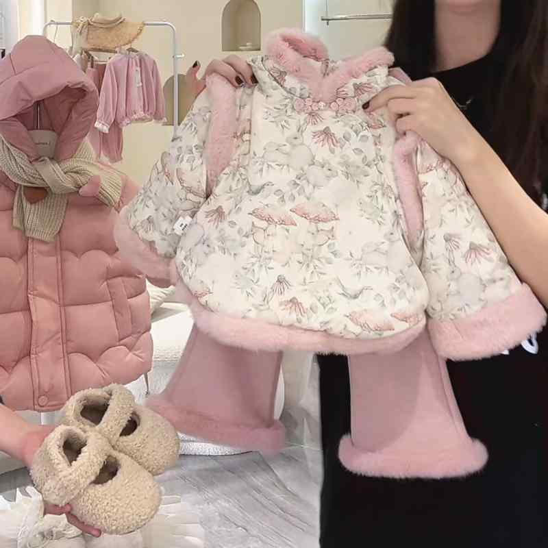 ・商品カテゴリ: 子供用セットアップ・対象: 女児・スタイル: 韓国風・セット内容: トップス、パンツ・袖丈: 長袖・フード: なし・パンツ丈: 長ズボン・厚さ: 厚手・柄: カートゥーン・素材: ポリエステル95%・安全等級: B類・トッ...