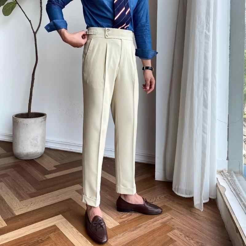 ・スタイル: 軽熟カジュアル・パンツ丈: フルレングス・パンツ型: ルーズ・ウエスト: ミドルウエスト・厚さ: 普通・対象: 青年・素材: ポリエステル繊維・素材構成: ポリエステル70%・加工: 防しわ加工・伸縮性: なし・カラー: ブラ...