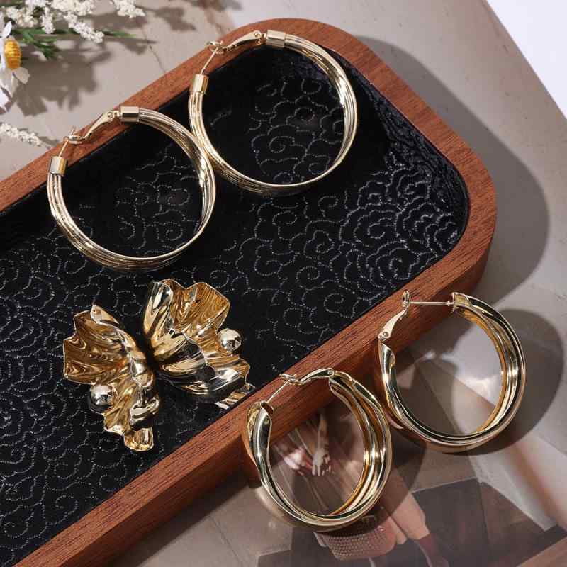 ・素材: 銅・造型: 波浪、幾何学型・処理: 電気メッキ・カラー: EH001金色樹葉、EH002金色月牙、EH003金色蝶の羽、EH004金色イヤリング、EH004銀色イヤリング、EH006環銀色、EH006環金色、EH005幅広イヤリン...