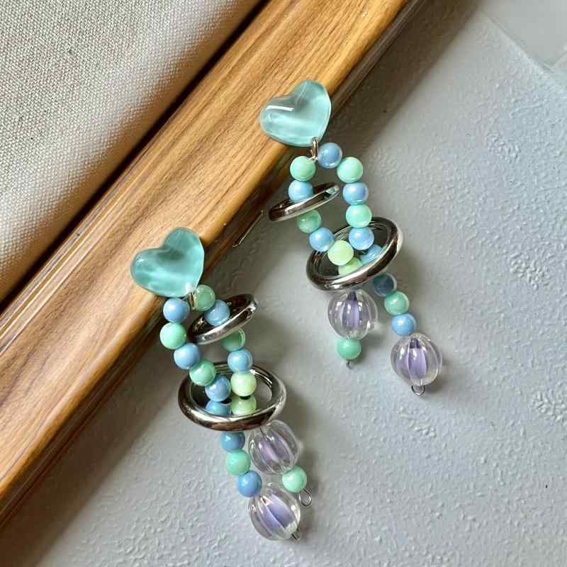 ・素材: 合金・デザイン: 幾何学型・加工方法: 電気メッキ・カラー: シルバー・スタイル: レトロ・対象: レディース・カテゴリ: イヤリング