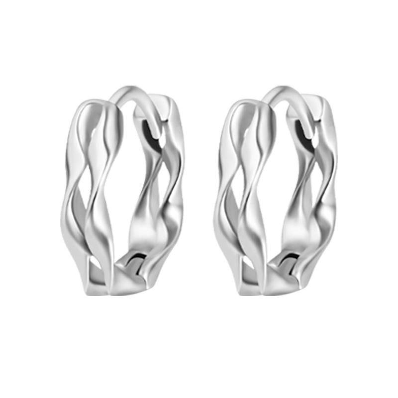 ・項目名: 素材・値: シルバー999・項目名: 形状・値: 幾何学型・項目名: 加工・値: 電気メッキ・項目名: カラー・値: 0.8cm モビウスリング(耳骨用), 1cm モビウスリング(耳たぶ用), 1.2cm モビウスリング(耳た...