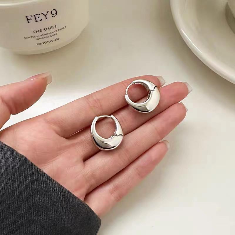 ・素材: シルバー925・モチーフ: 幾何学・加工: 電気メッキ・カラー: 白金色、黄金色・スタイル: 韓国風・対象: レディース・カテゴリー: イヤリング・流行要素: 円形、四辺形