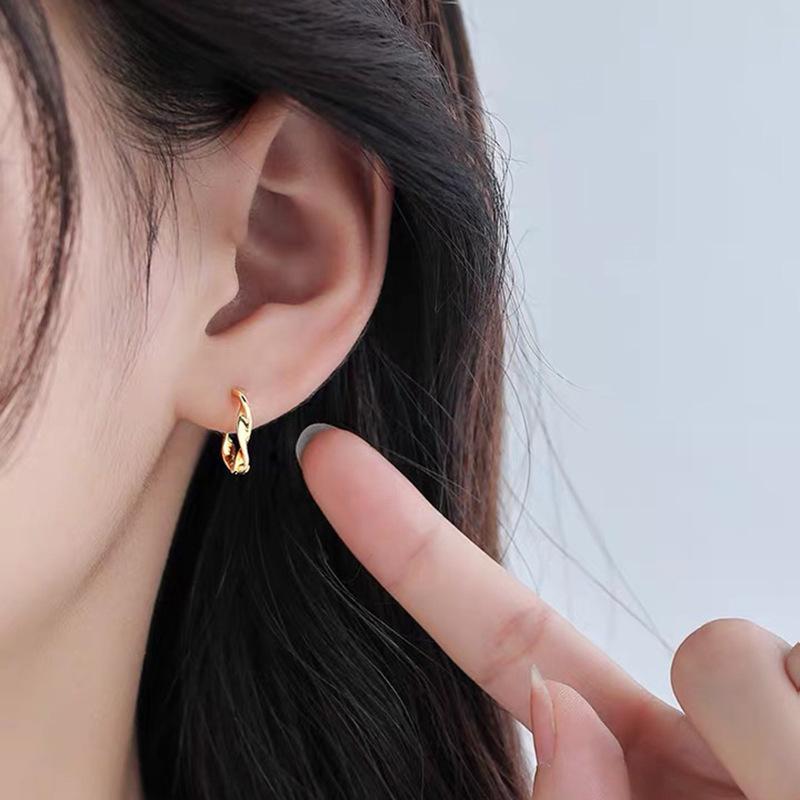 ・素材: 銀・形状: 幾何学型・カラー: 金色, 銀色, ローズゴールド, ブラックゴールド・商品カテゴリ: イヤリング