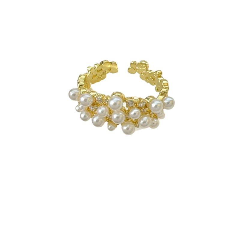 ・種類: リング、指輪・素材: フェイクパール・デザイン: 幾何学型・加工: 電気メッキ・スタイル: レディース・カラー: パール、ジルコニア、ゴールド・モチーフ: 円形・テイスト: エレガント、通勤・カテゴリー: アクセサリー・対象: 女性