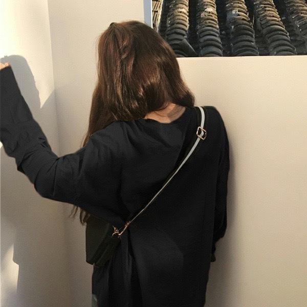 ・カテゴリ: Tシャツ・スタイル: 休闲风・主な素材: ポリエステル90%以上・主な素材2: スパンデックス30%以下・柄: 無地・ネックライン: クルーネック・袖丈: 長袖・袖型: 標準袖・版型: ストレート・衣長: 普通款・カラー展開:...
