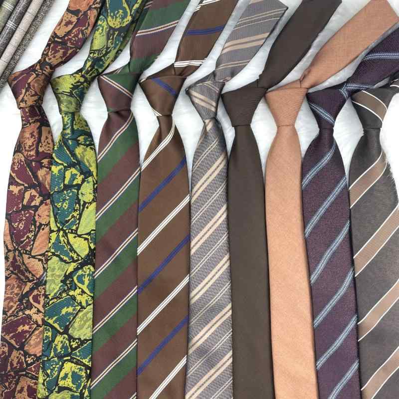 ・カテゴリ: 領帯・スタイル: カジュアル・素材: ポリエステル繊維・柄: ストライプ・色: 棕色石塊、緑色石塊、コーヒー緑ストライプ、棕色白ストライプ、シャンパンストライプ、コーヒー格子綿、深棕色綿、棕色綿、浅棕色綿、コーヒー棕ストライプ...