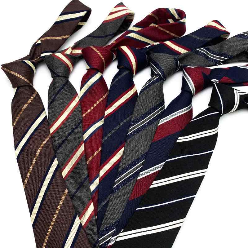 ・カテゴリ: 領帯・素材: ポリエステル・綿混紡・カラー: 01, 02, 03, 04, 05, 06, 07, 08, 09, 10・対象: 成人男性・デザイン: 幾何学模様・種類: 領花