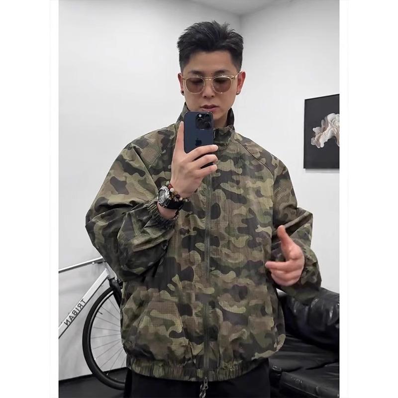 ・厚さ: 普通・カテゴリ: ジャケット・フード: あり・対象: 青少年・フィット: ルーズ・素材: ポリエステル・主素材含有量: 96%以上・カラー: ブラック, ホワイト, パープル, グリーン, イエロー, 迷彩グリーン・サイズ: M,...